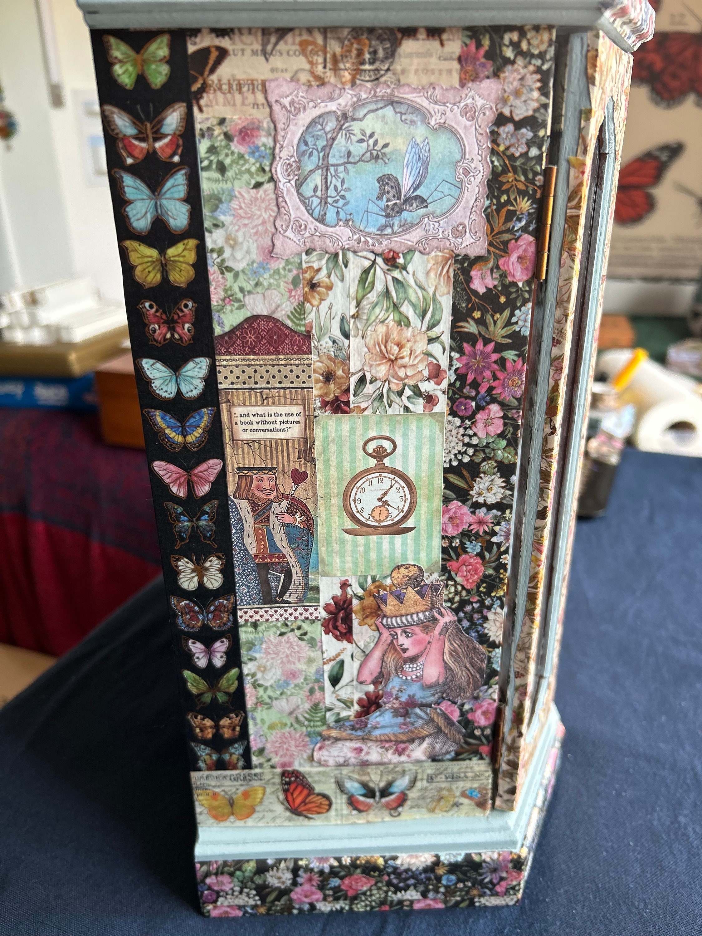 Alice in Wonderland Themed Vintage Floral Jewelry Cabinet - Etsy