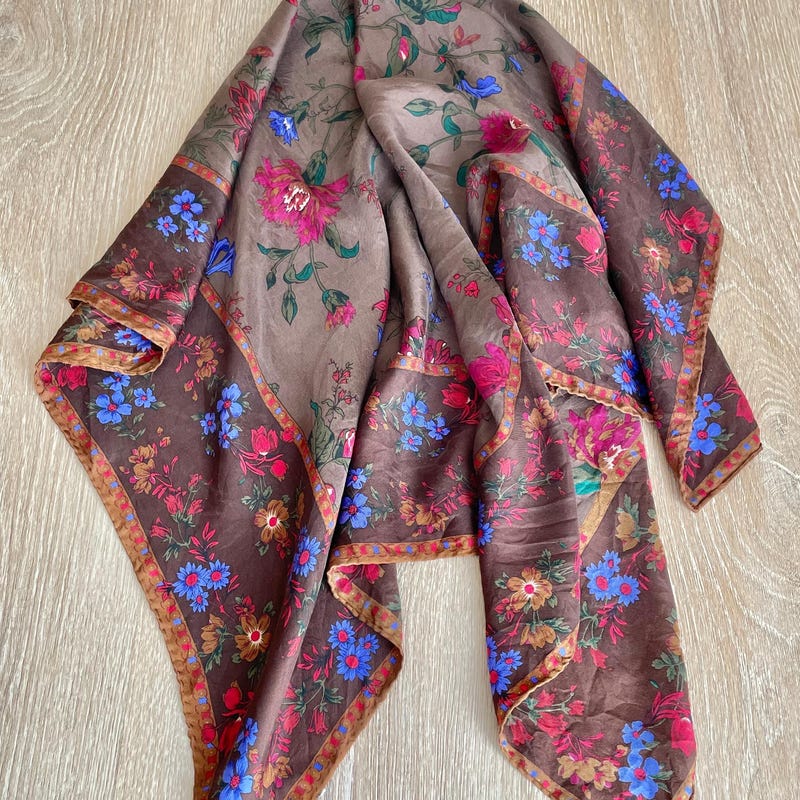 Liz Claiborne Silk Scarf - Etsy