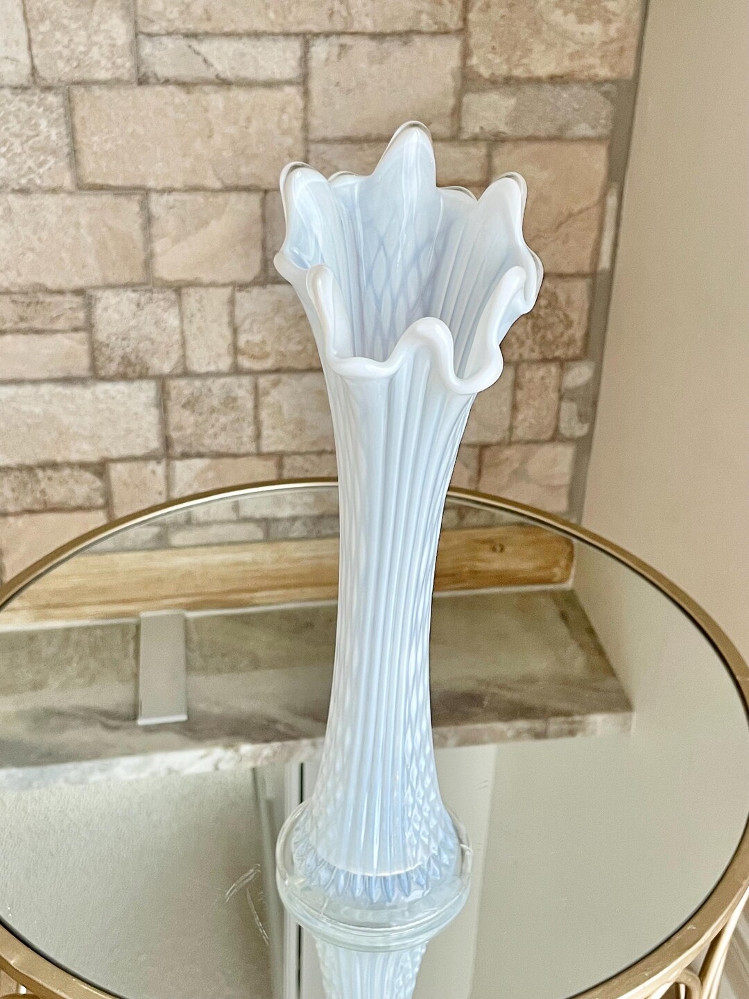 Northwood Tree Trunk Vase 13” Tall White Opalescent Swung Glass Vase ...