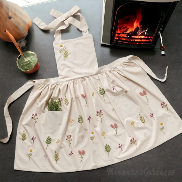 Elegant Apron - Etsy