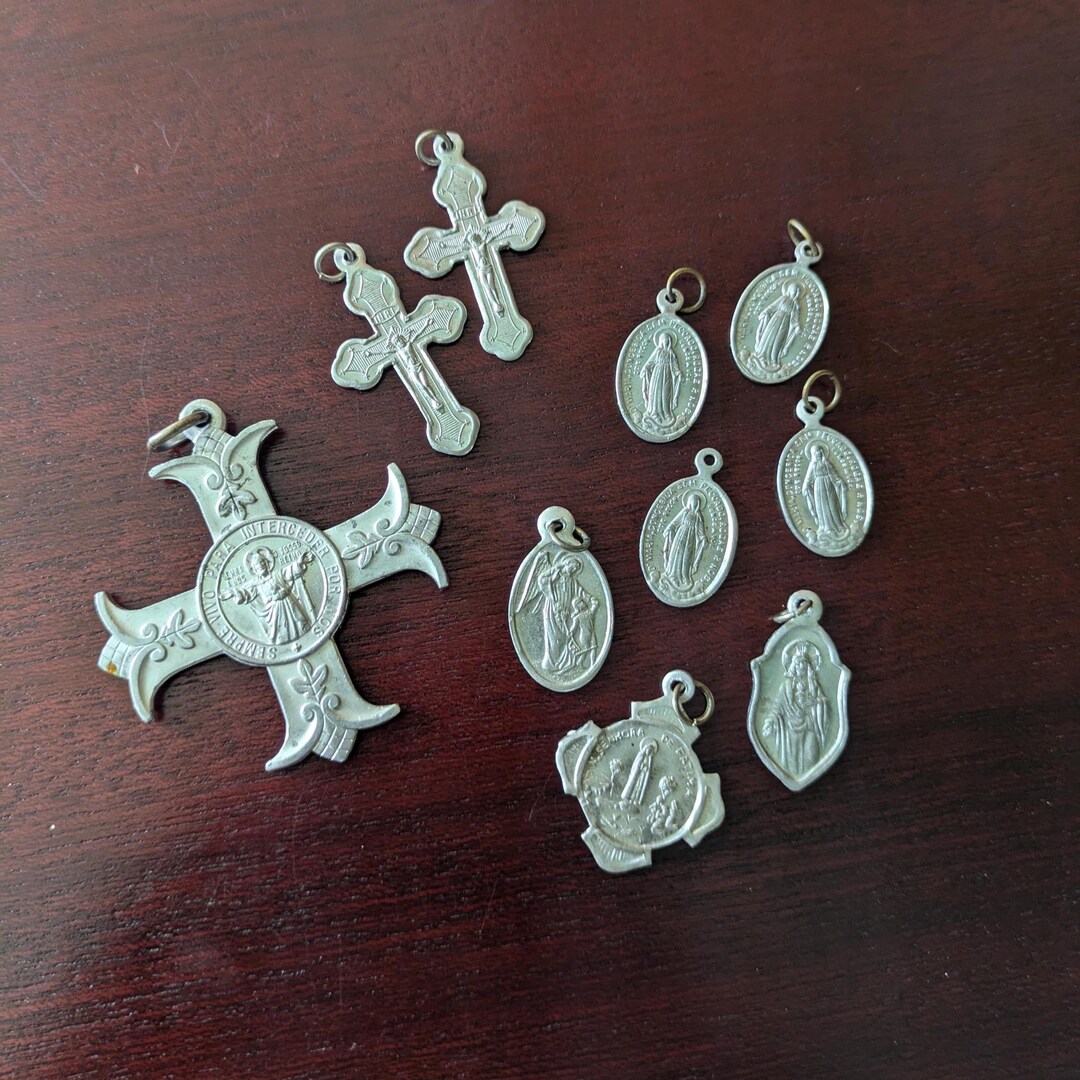 10 Catholic Aluminium Medals | Necklace Pendants | Religious ...