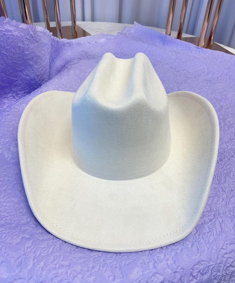 Bride Pearl Cowboy Hat: Western Bachelorette Party, Rhinestone Trimmed ...