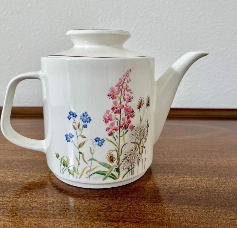 Vintage J & G Meakin Wayside Teapot Floral on White Design | Made in ...