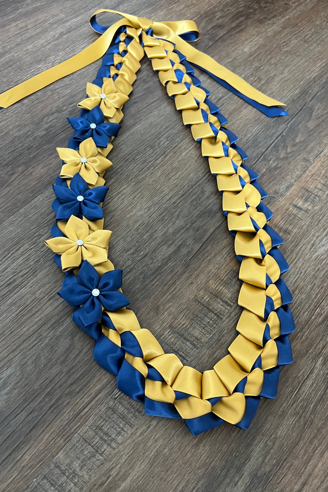 Graduation Ribbon Lei - STYLE #3 - Etsy