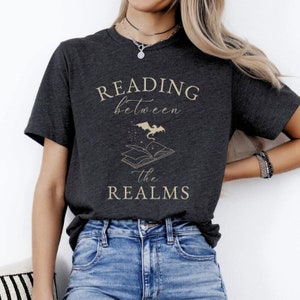 Fantasy Readers Short Sleeve Tee, Dragon Book Shirt, Romantasy Readers ...
