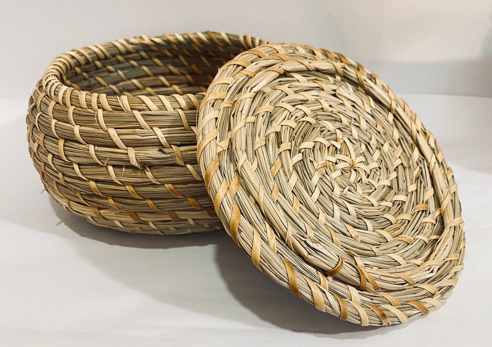 3 Nesting Coiled Gullah Sweetgrass Baskets With Lids Trinket or Jewelry ...
