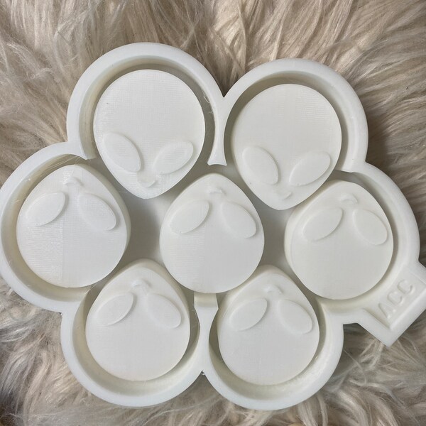Alien Mold - Etsy