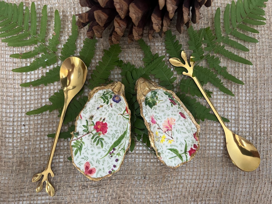 Oyster Shell Salt and Pepper Set With Spoons, Gilded and Decoupaged ...