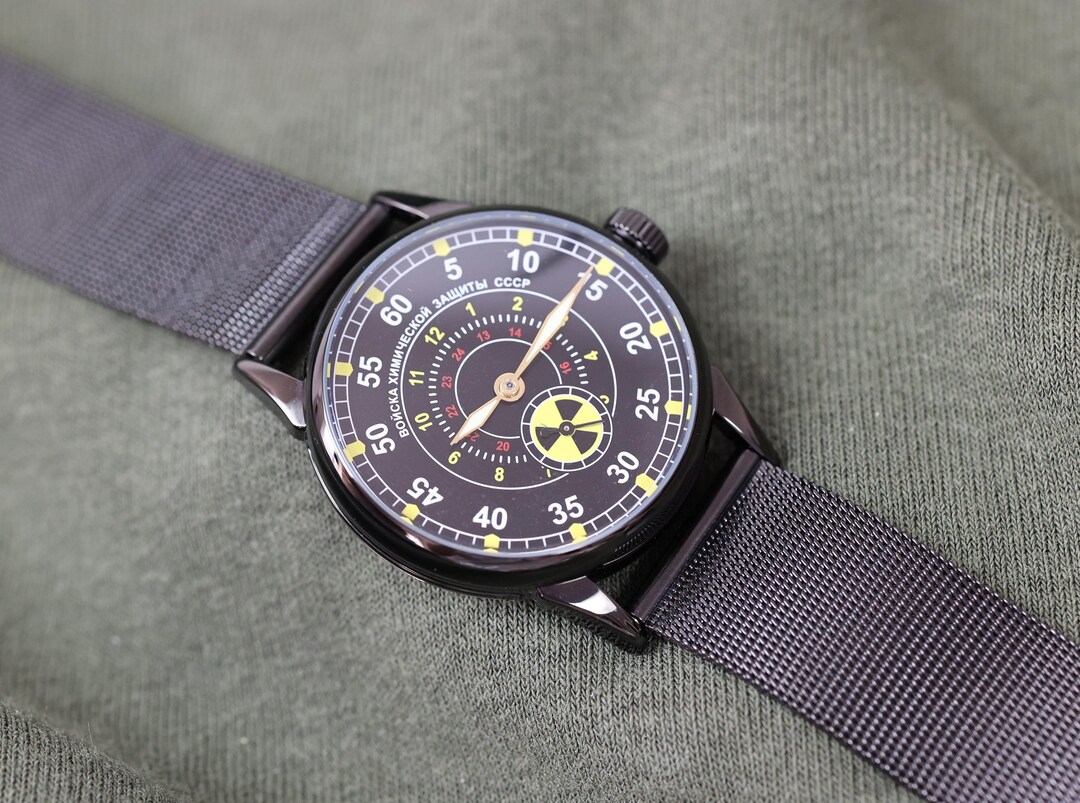 Soviet Big Watch 40mm. Pobeda Radiation Troops Soviet Wrist Watch ...