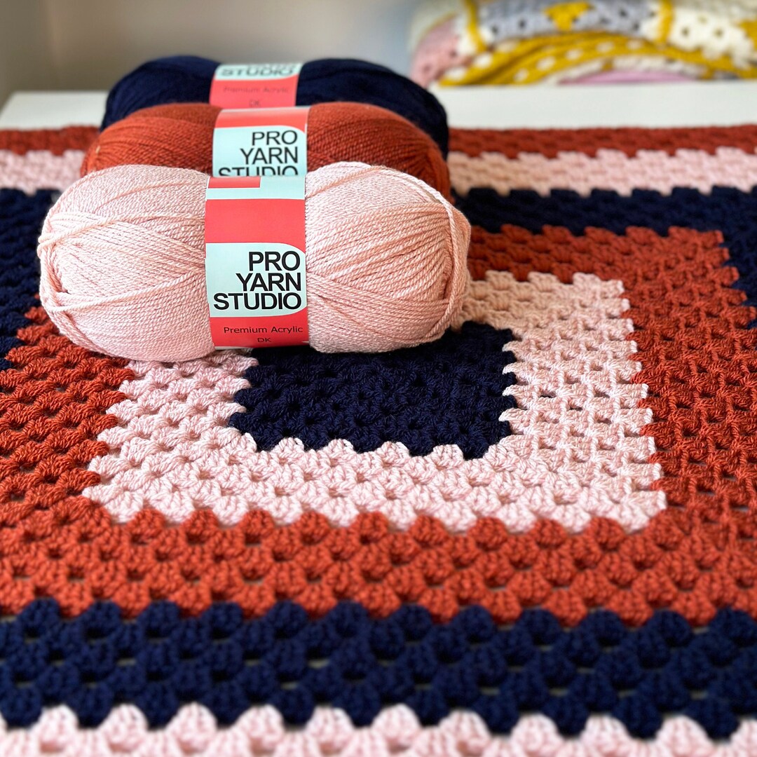 Beginner Crochet Kit: Granny Square Blanket With Soft Machine Washable ...