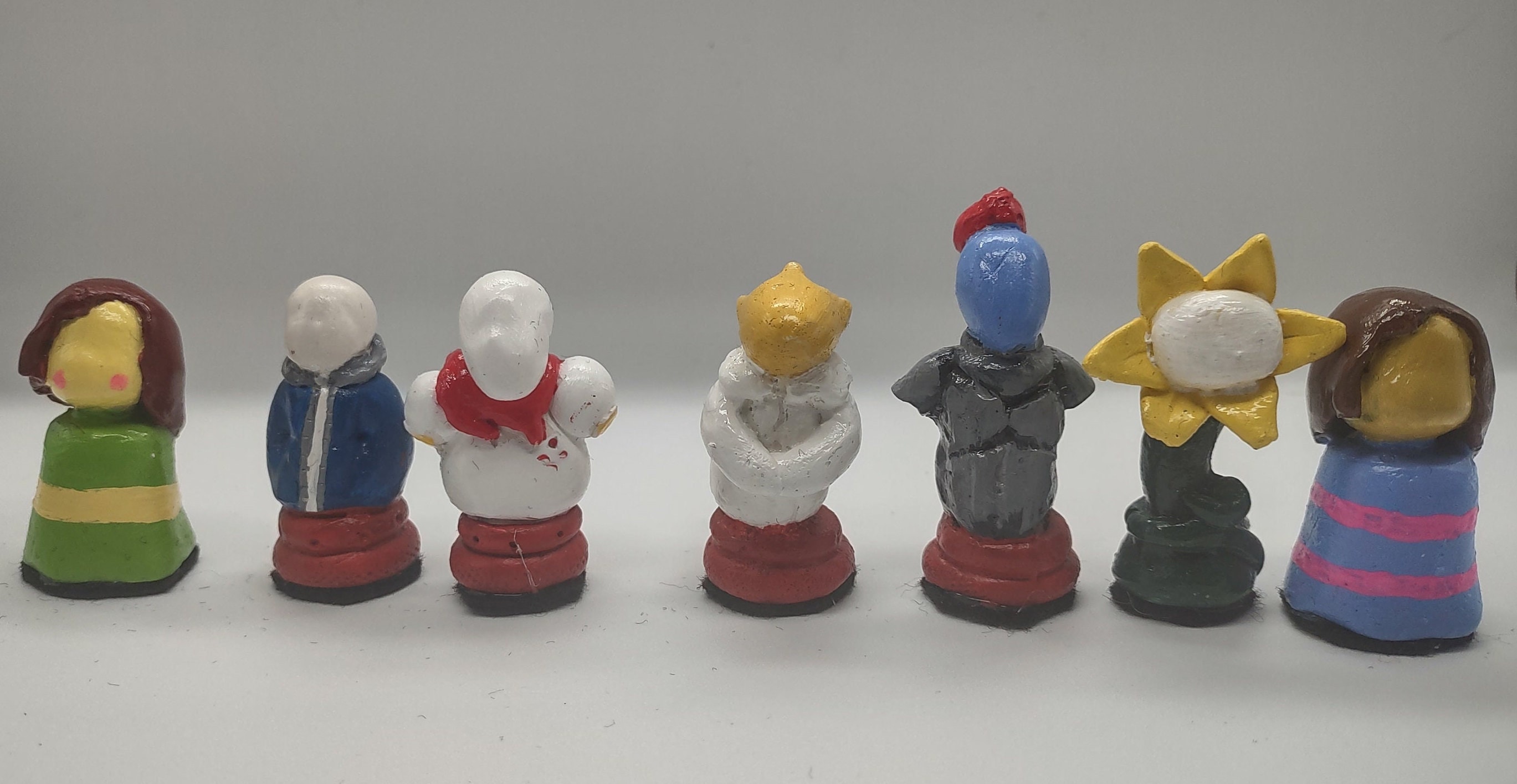 Undertale Chess Pieces/ Small Sculptures Undyne, Sans, Alphys, Papyrus ...