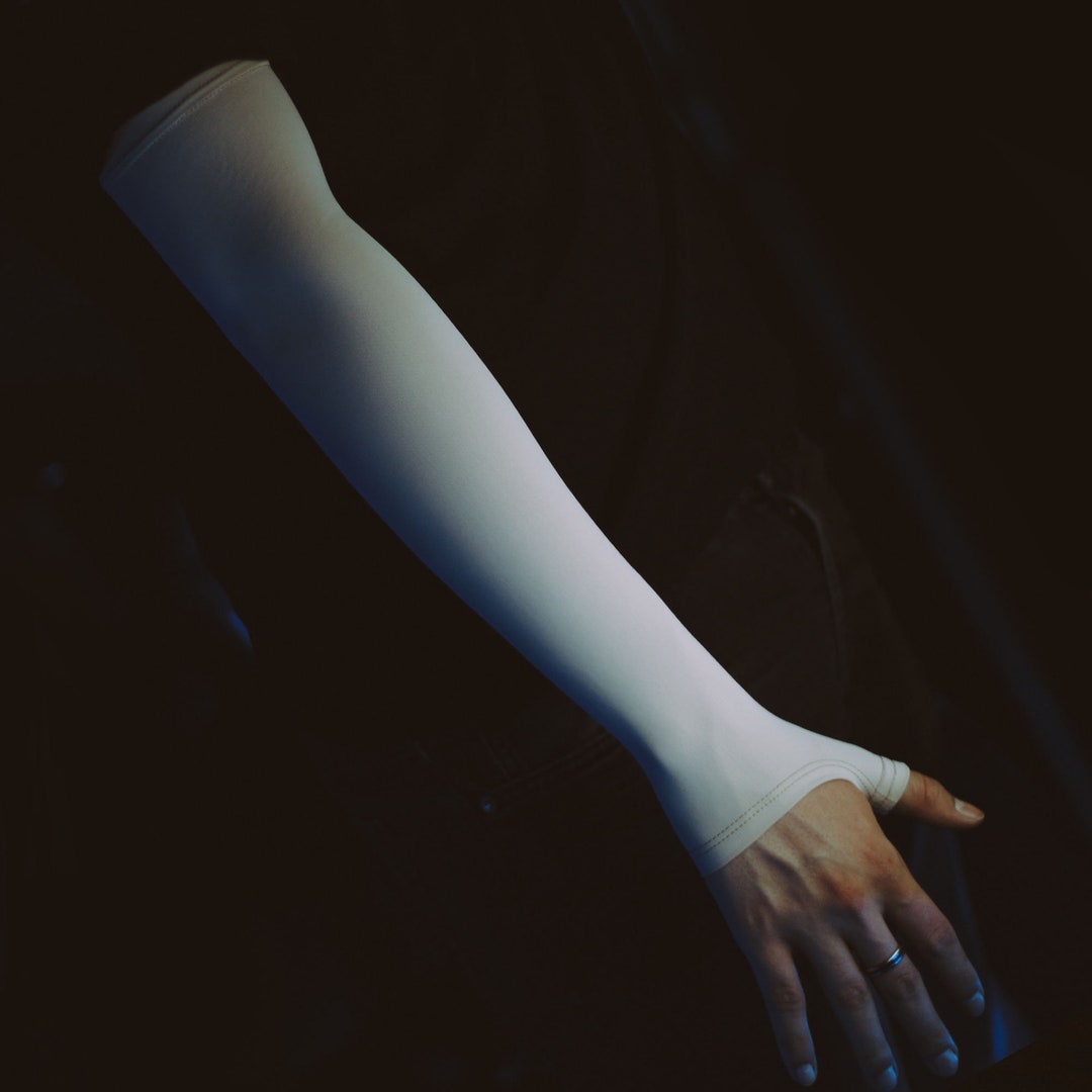 Gaming Arm Sleeve With Glove PC for Esports Gamers. Beige | Gift for ...