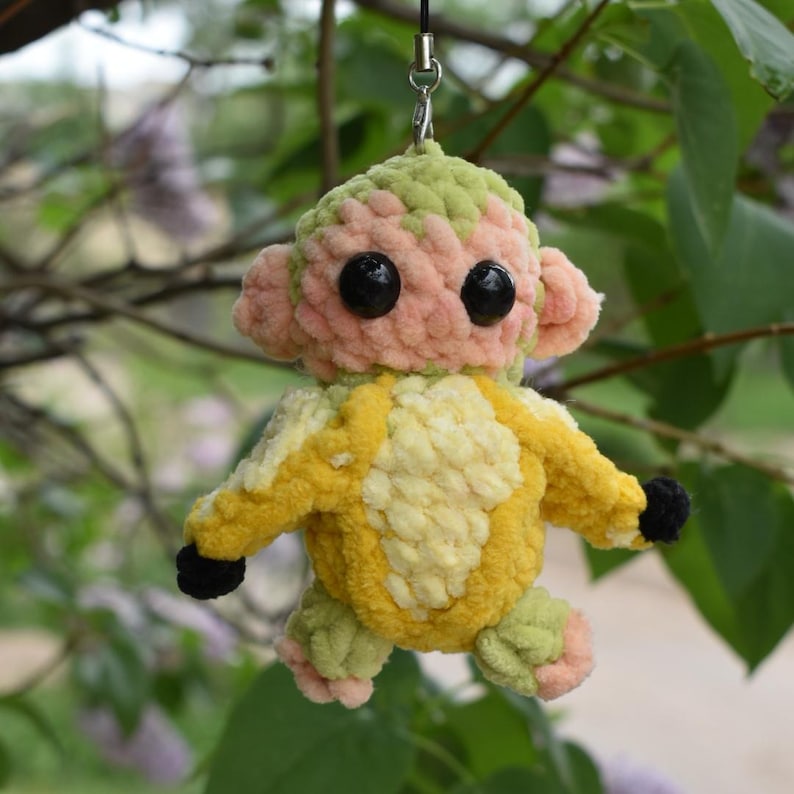 Mini Chimpanzee Amigurumi Crochet Pattern – Bananino Keychain Plush Toy ...