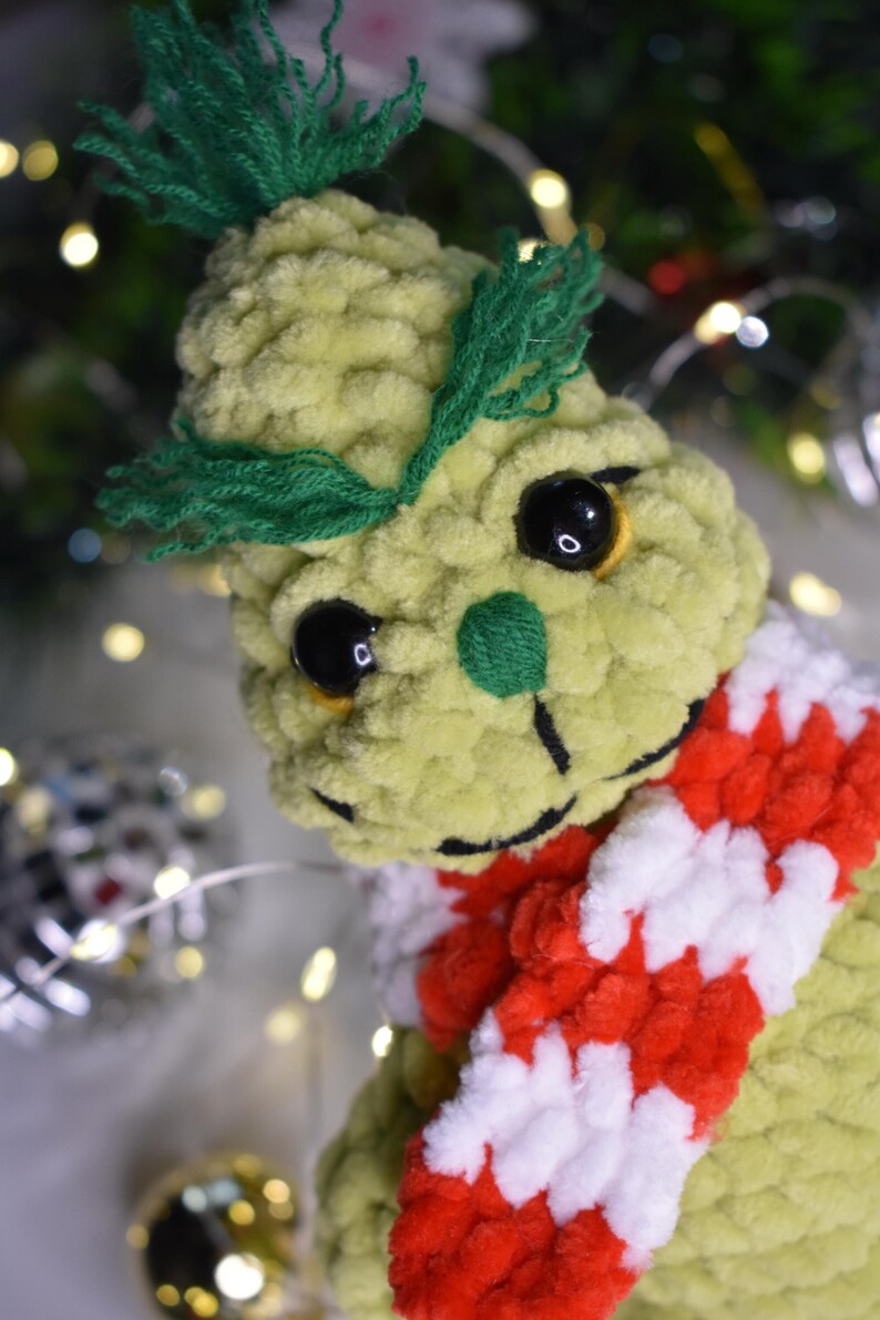 Grinch Plushie Pattern – Christmas Crochet Tutorial - Etsy