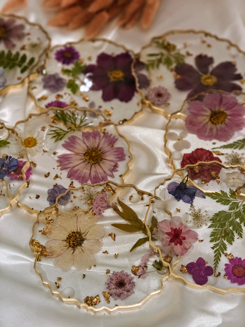 Purple Resin Real Pressed Flowers Coasters - Etsy