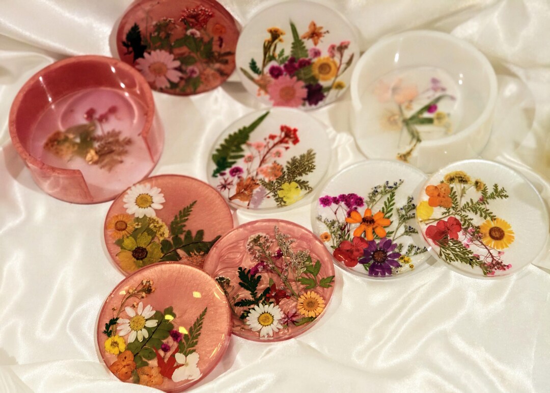 Pressed Floral Round Coasters - Clear Boho Coasters - Floral & Gold ...