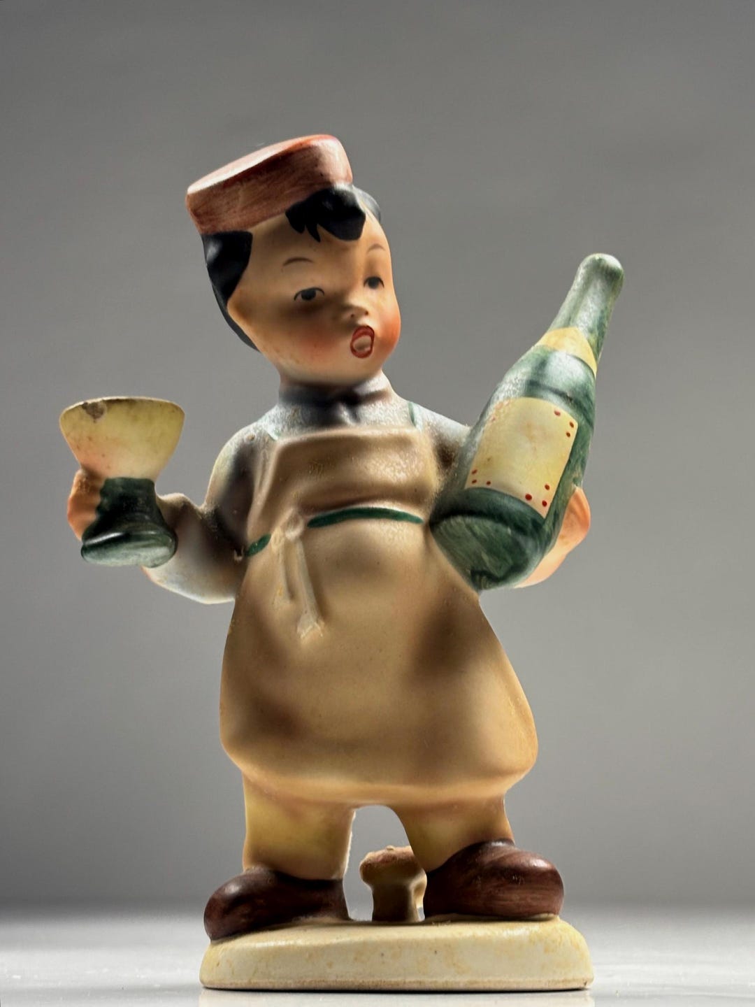 Vintage Goebel Hummel “wine Taster” Figurine – West Germany Mold 39 ...