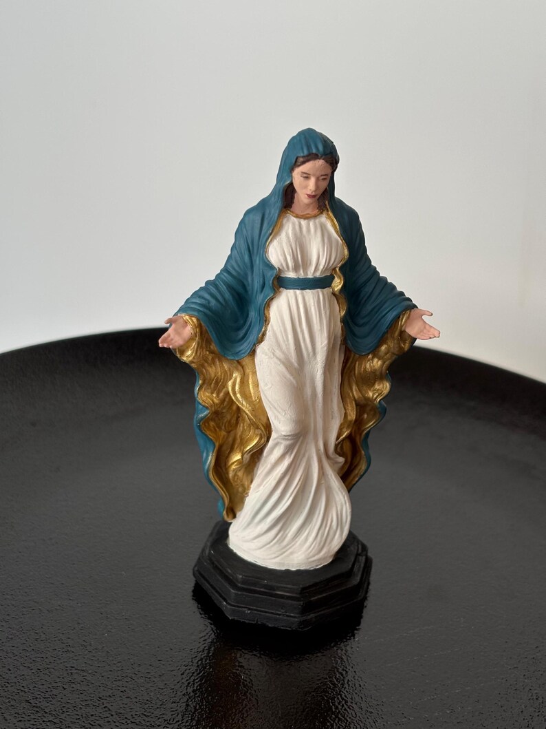 Handpainted, Handcrafted 3D Printed Virgin Mary Figurine - Etsy