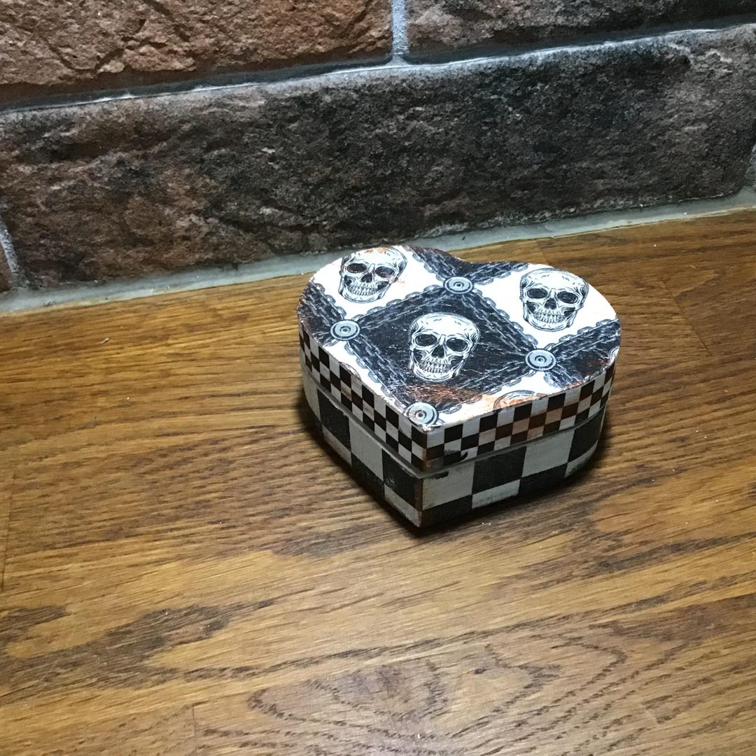 Skull Wooden Small Trinket Box, Skull Storage Box, Skull Gift - Etsy