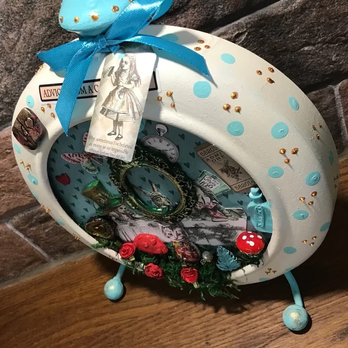 Alice in Wonderland Clock: Upcycled Retro Alarm Clock Diorama Ornament ...