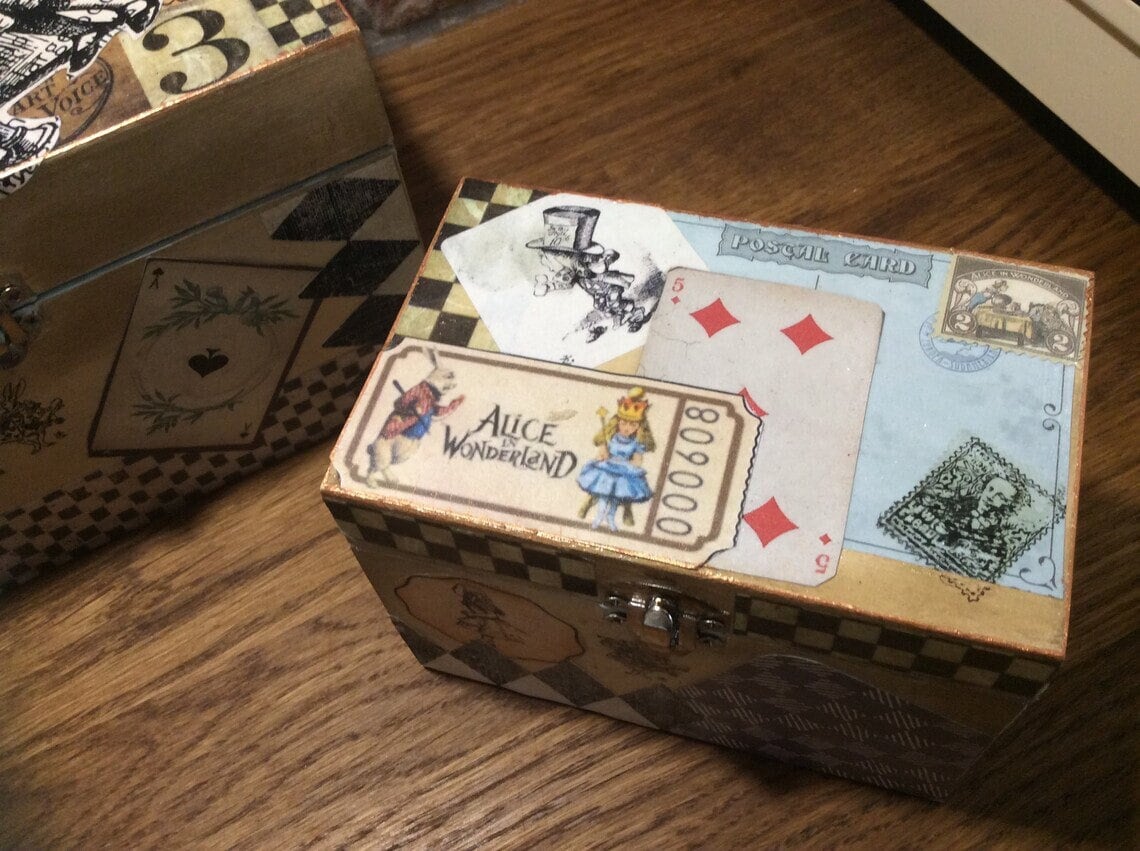 Alice in Wonderland Wood Jewellery Organiser, 3 Inter-stacking ...