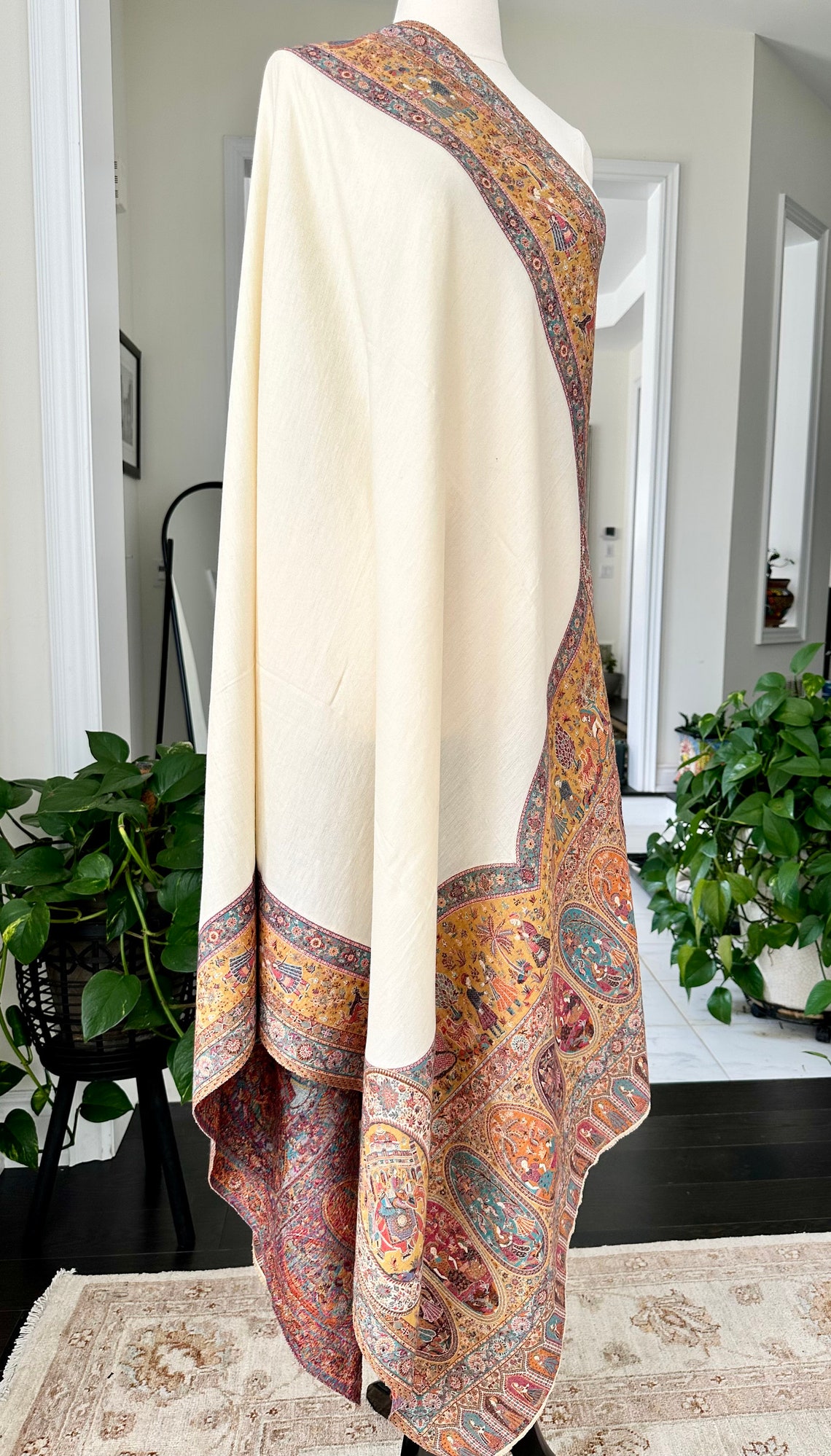 Timeless Tapestry Kani Mughal Art Shikargah Pictorial Shawl in Kashmiri ...