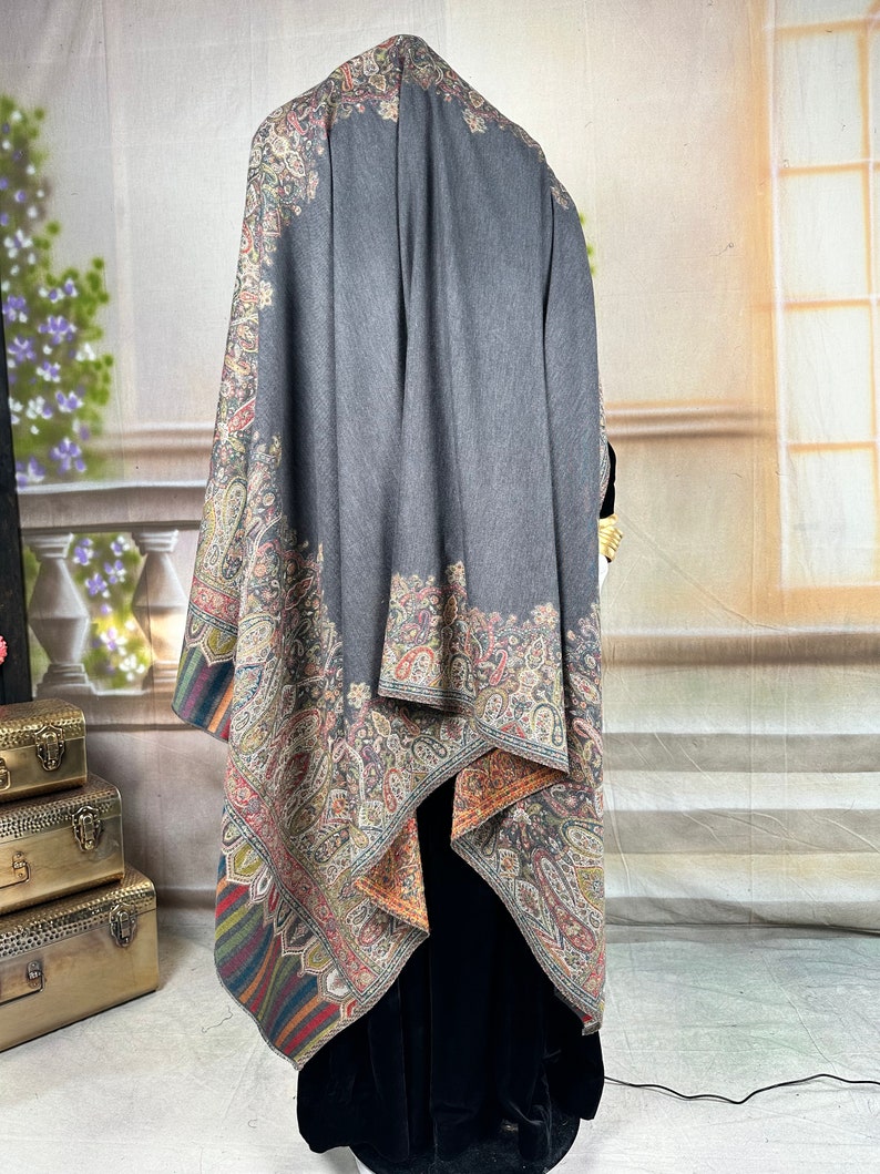 A Masterpiece of Art and Tradition: Kashmiri Kani Shawl With Luxurious ...