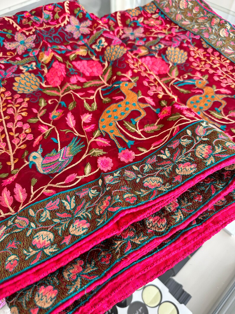 Experience the Charm of Traditional Parsi Gara Embroidery on a Modern ...