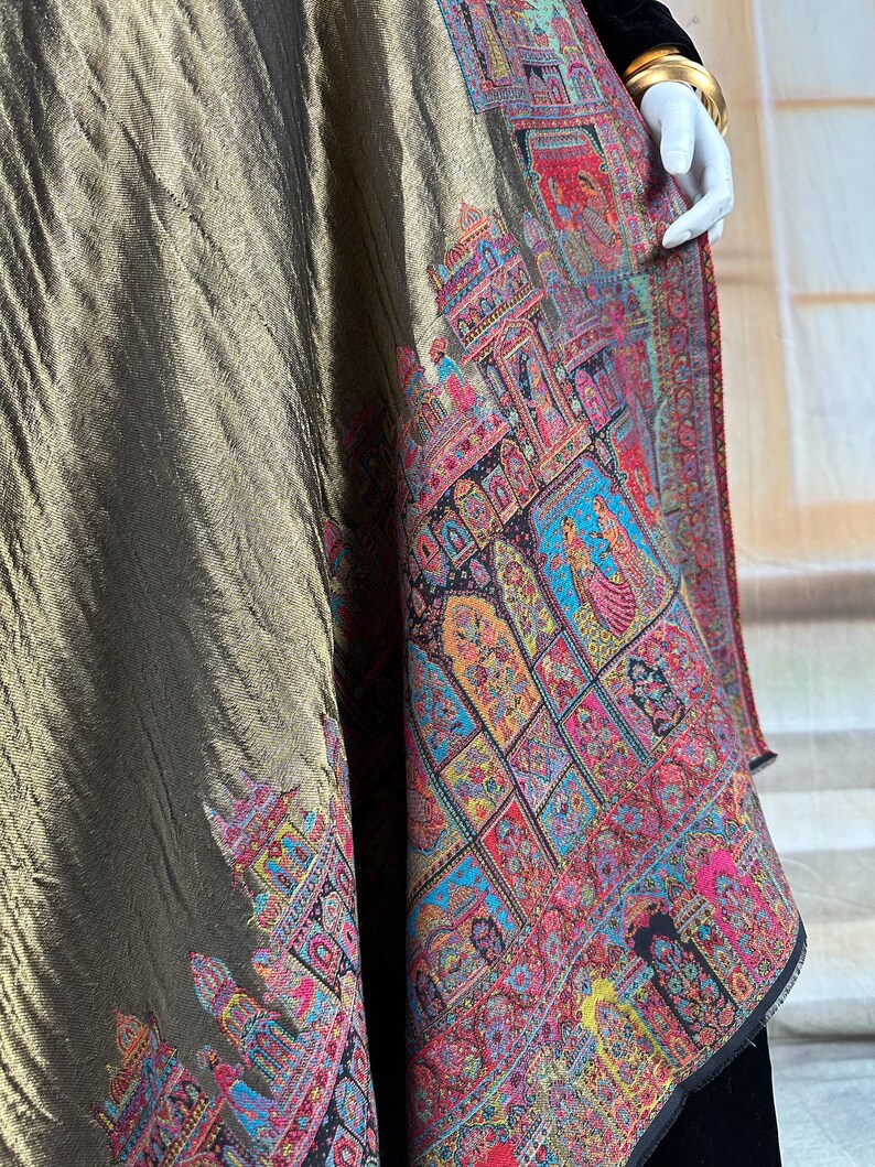 Moonlight Shimmer Super Kani Shawl Elegance Meets Classic Simplicity in ...