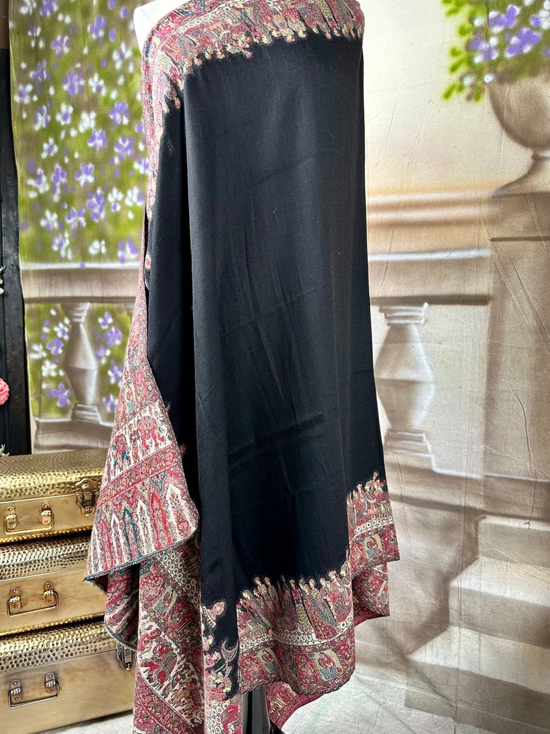 Experience the Charm of a Kashmiri Wedding Procession With Our Kani ...