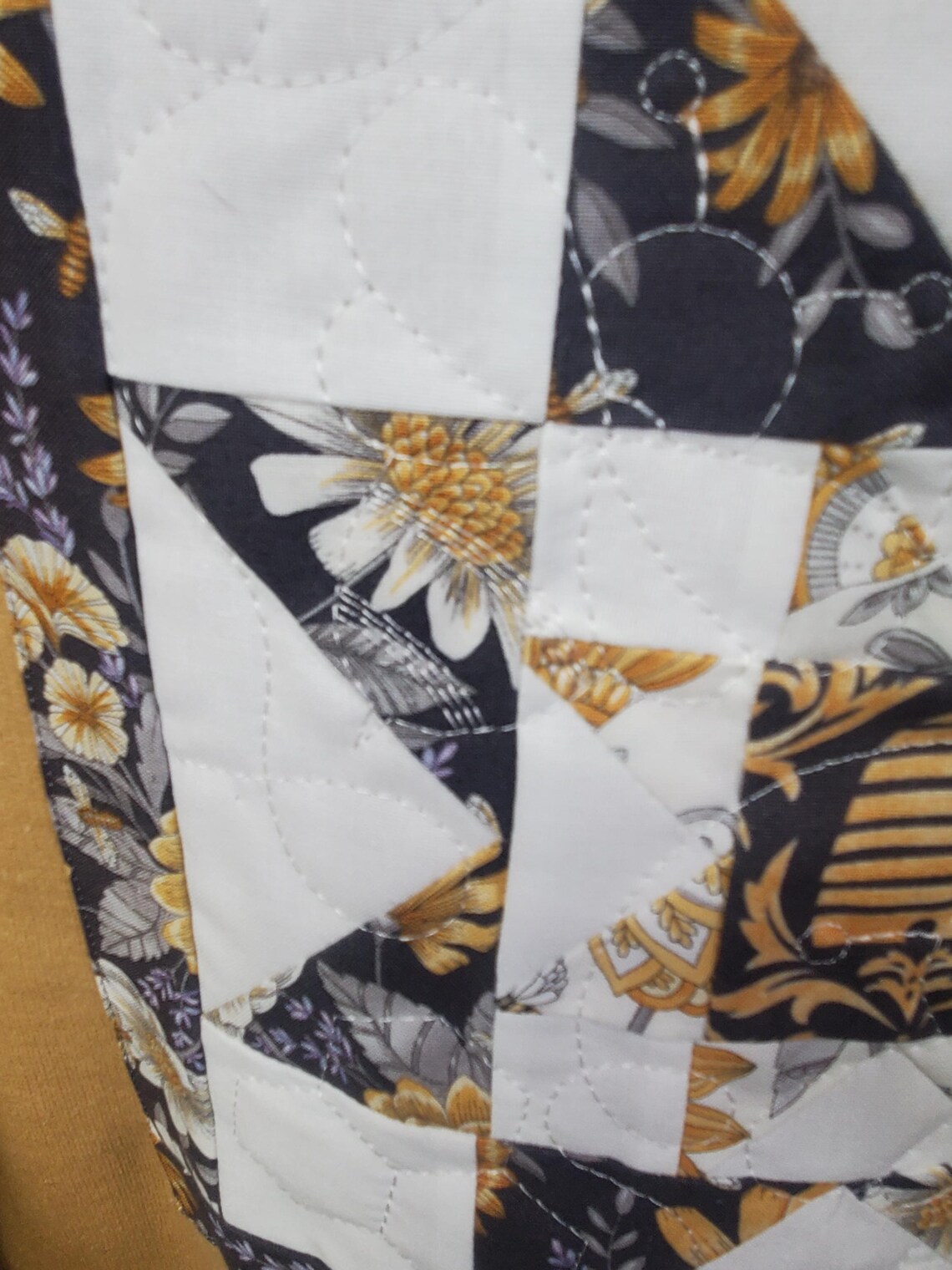 Quilted Square Hoodie Sweatshirt W/ Honey Bee Design - Etsy