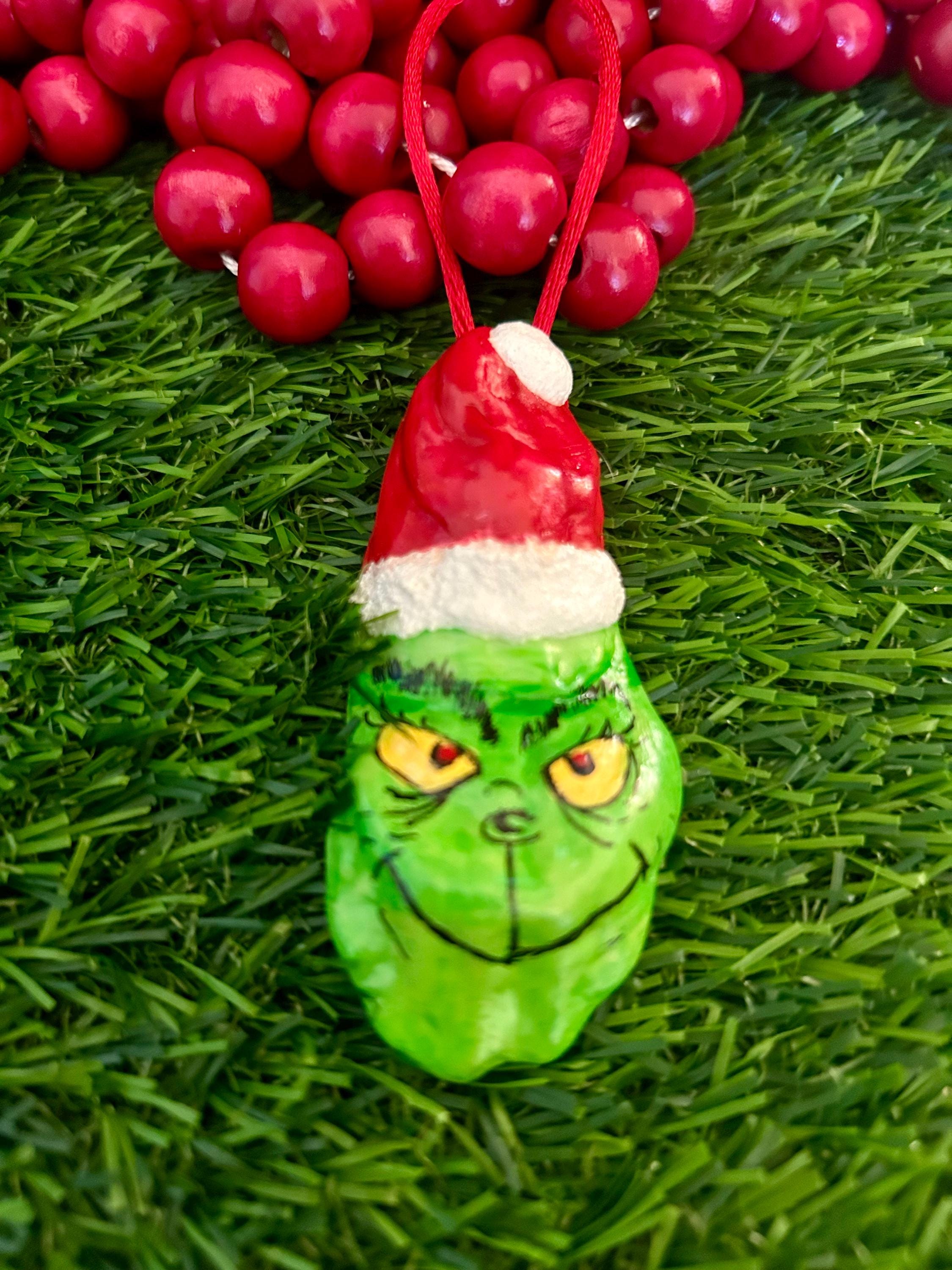 Handpainted Grinch Inspired Ornaments. Oyster and Clam Shell Hand ...
