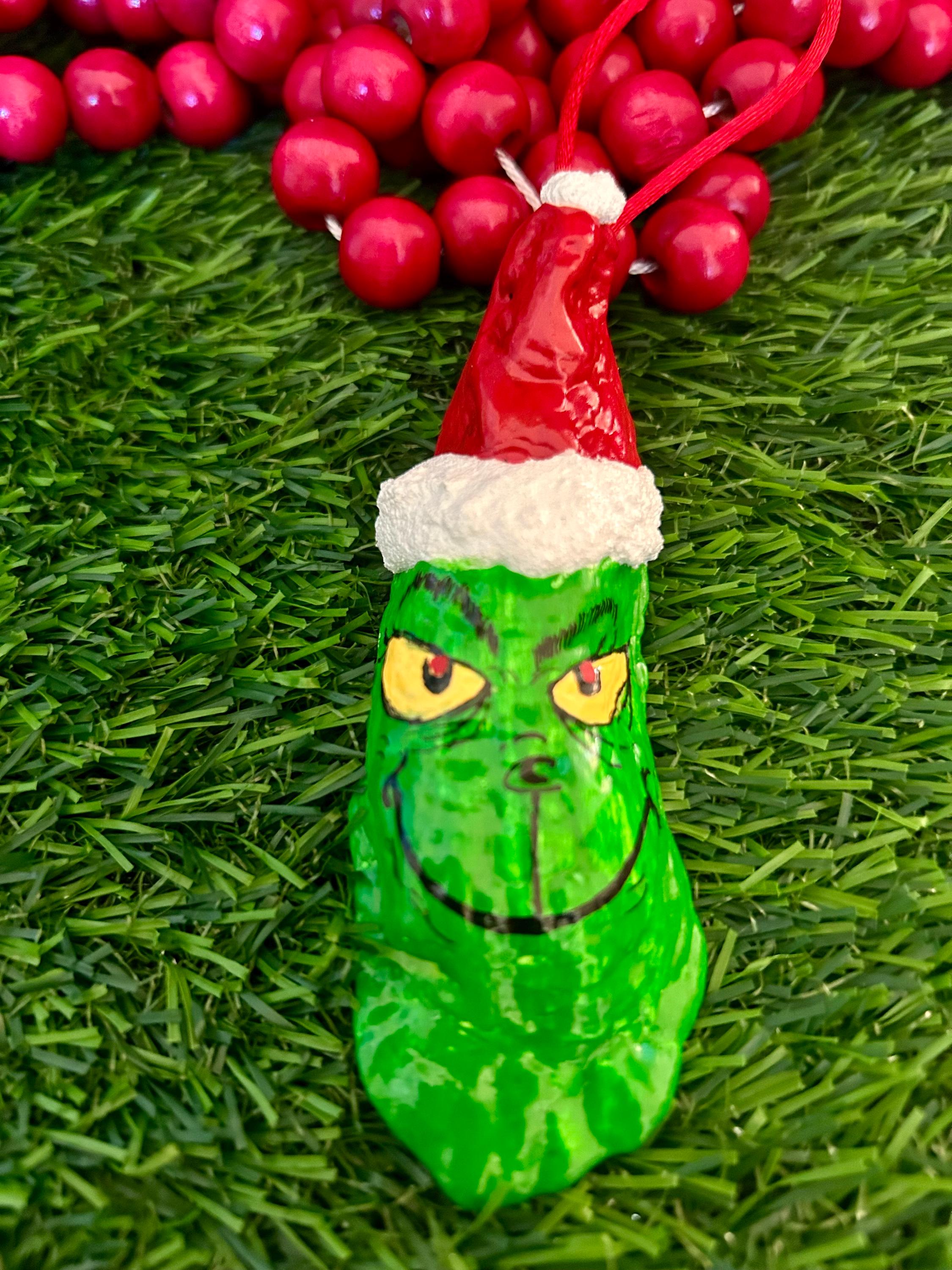 Handpainted Grinch Inspired Ornaments. Oyster and Clam Shell Hand ...