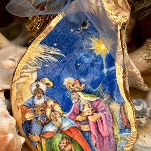 Nativity Scene Decoupage Shells. Celebrate This Joyous Season With ...