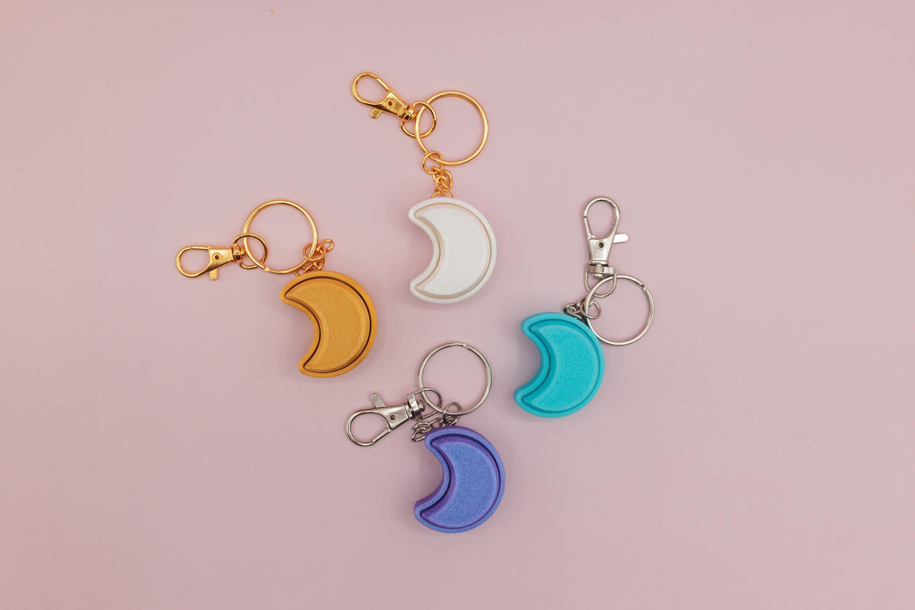 3D Printed Crescent Moon Shaped Fidget Clicker Keychain, Cute Clicky ...