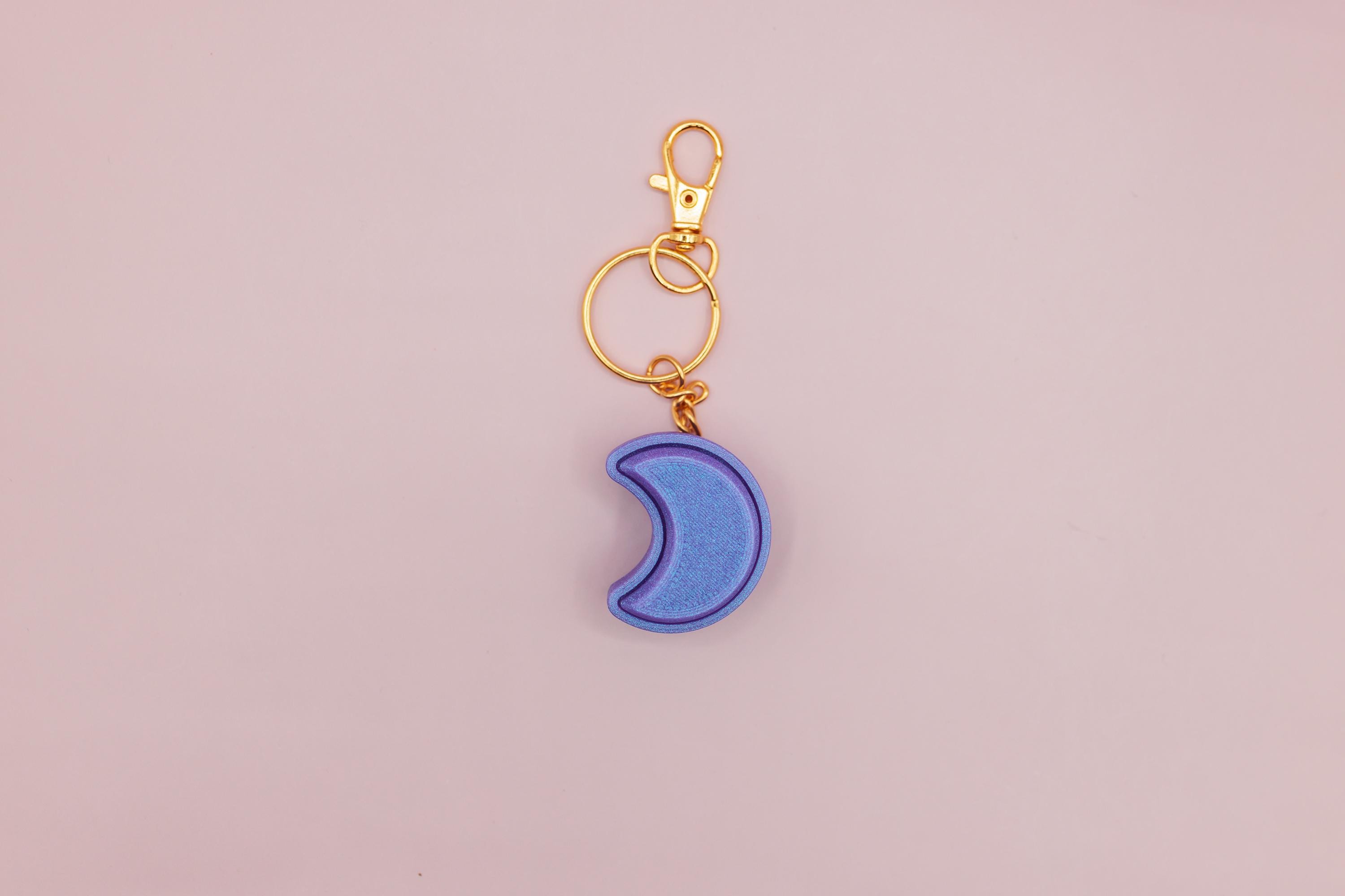 3D Printed Crescent Moon Shaped Fidget Clicker Keychain, Cute Clicky ...