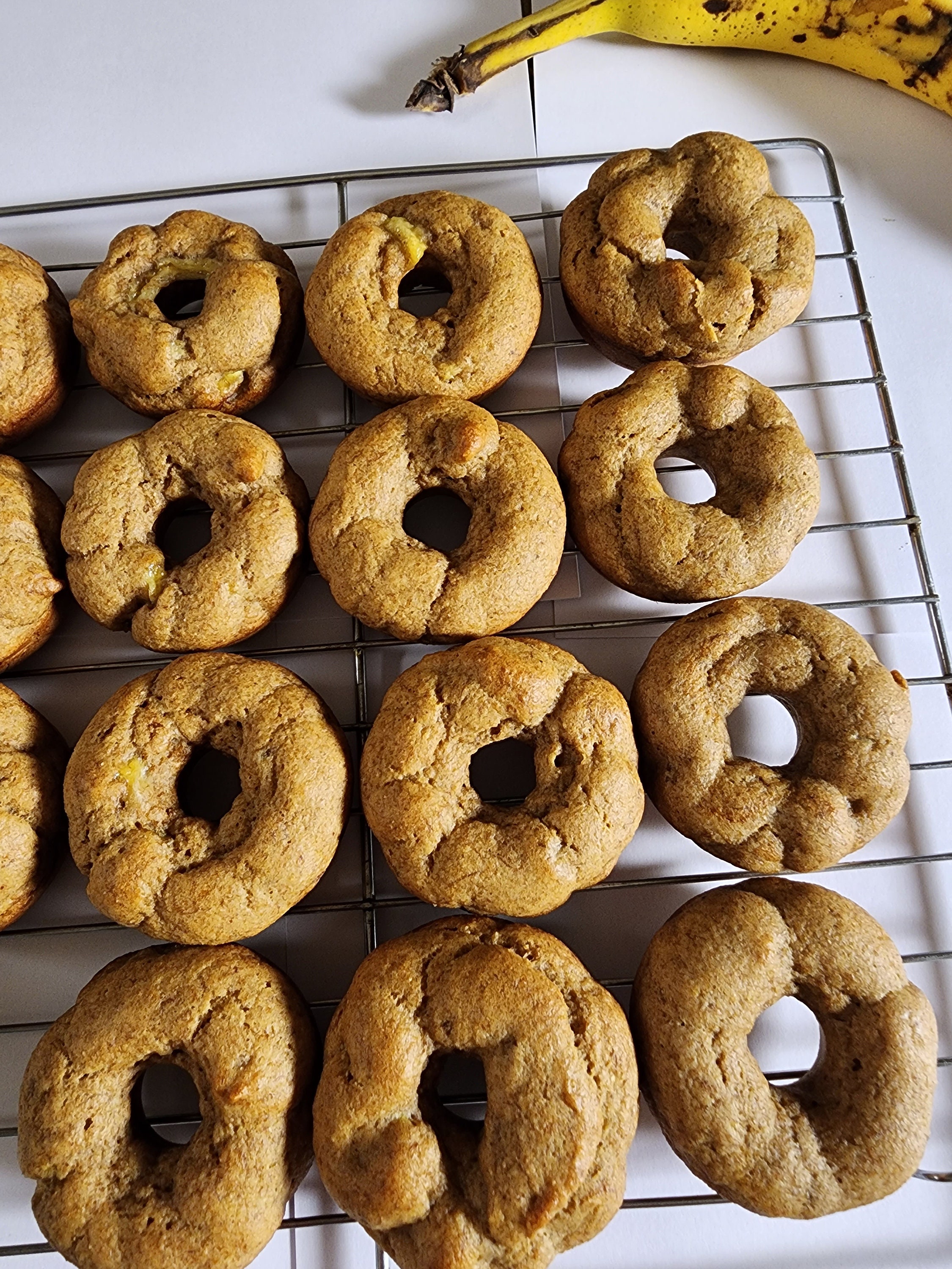 Peanut Butter Banana Dog Donuts Wholesome and Tasty Treats for Your Pup ...