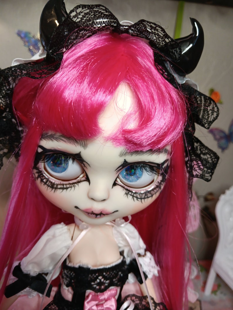Custom OOAK Art Gothic Blythe Doll - Etsy