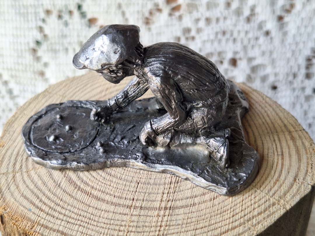 Vintage Michael Ricker Handcrafted Pewter Figurine of a Boy Shooting ...