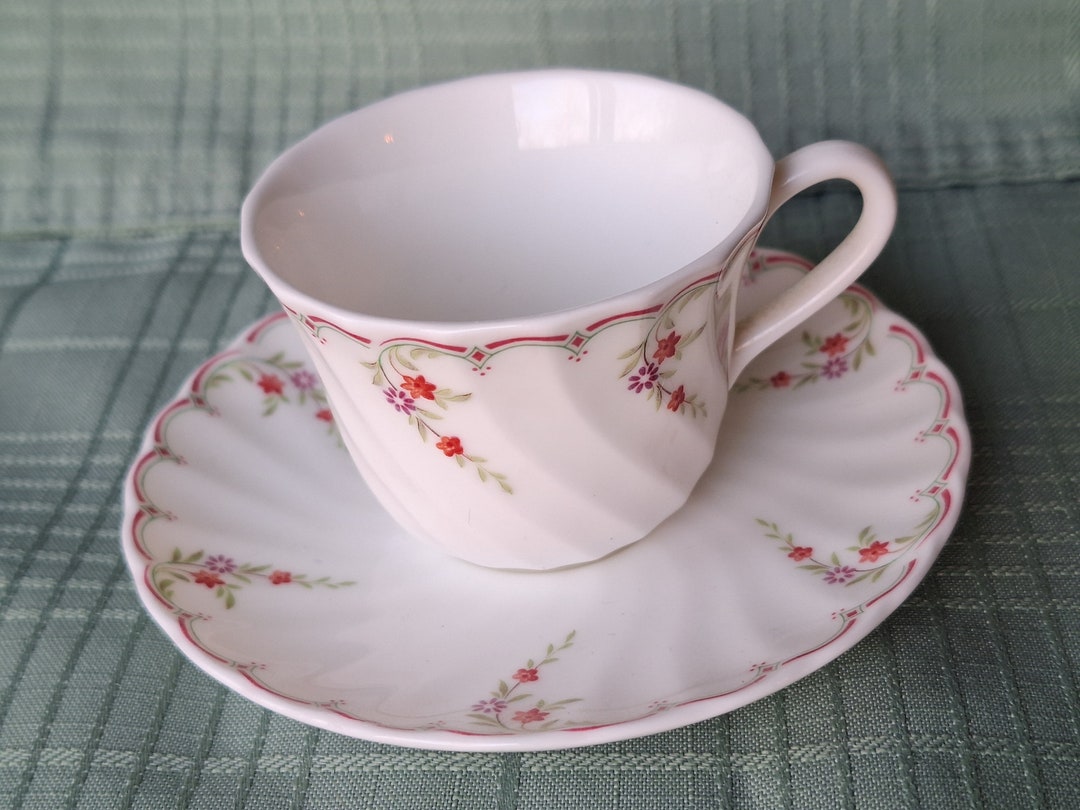 Vintage Pink Garland by Wedgewood Bone China Tea Cup Made in England - Etsy