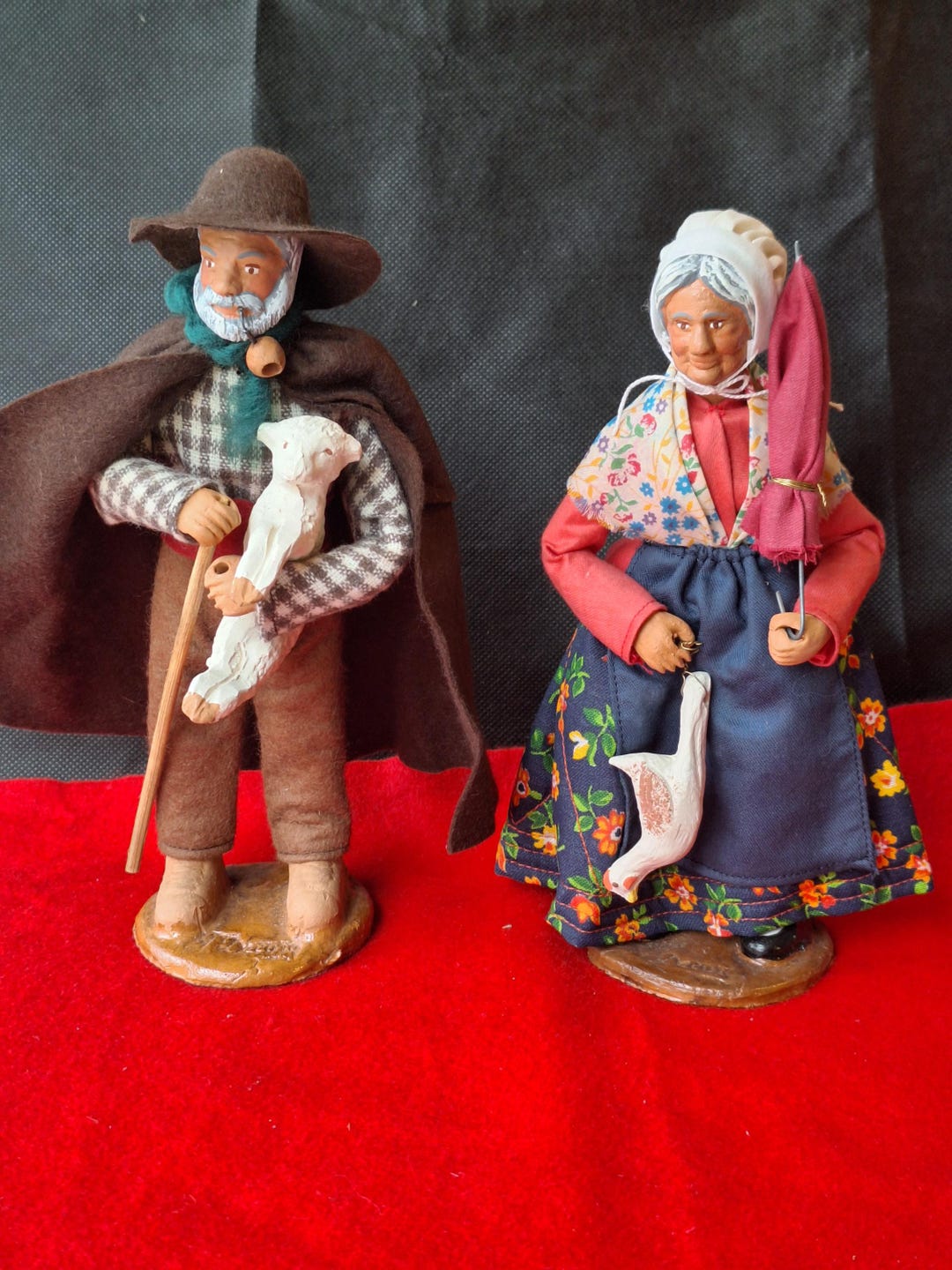 French Santon Figurines: Provence Peddler Woman With Chicken & Man With ...