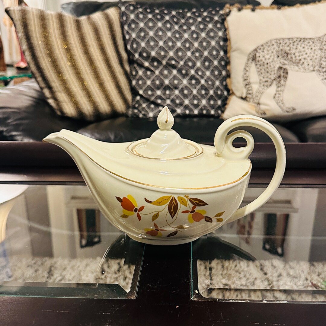 Vintage Halls Jewel Tea Autumn Leaf Tea Pot - Retro Collectible for Tea ...