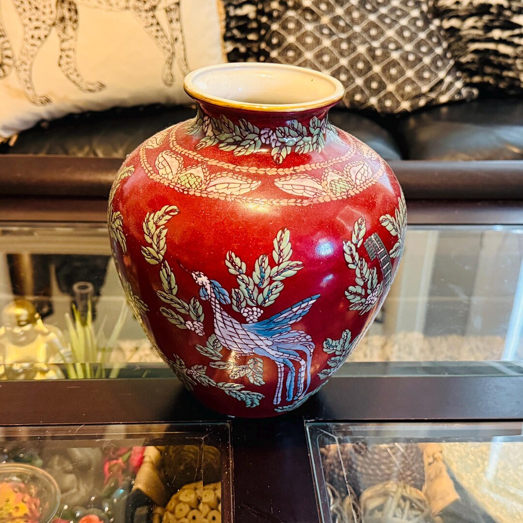 Andrea by Sadek Vintage Red Violin Vase | Hand-painted Porcelain Flower ...