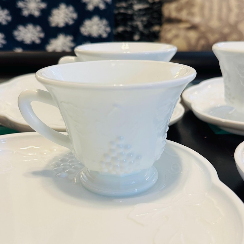 Vintage Colony Milk Glass Snack Plates, Harvest Pattern, Set of 4 - Etsy