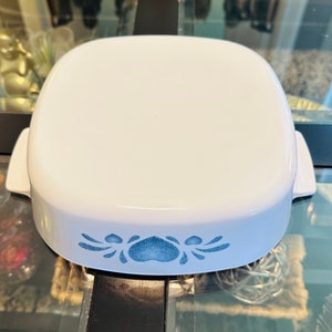 Vintage Corningware Blue Hearts 2 Quart Casserole Dish - Classic Blue ...