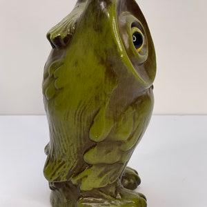 Vintage Haeger Ceramic Avocado Green Winking Eye Owl Saving Figural ...