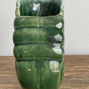 Vintage HULL? MCCOY? POTTERY Sea Foam Drip Planter Shell Shape Green ...