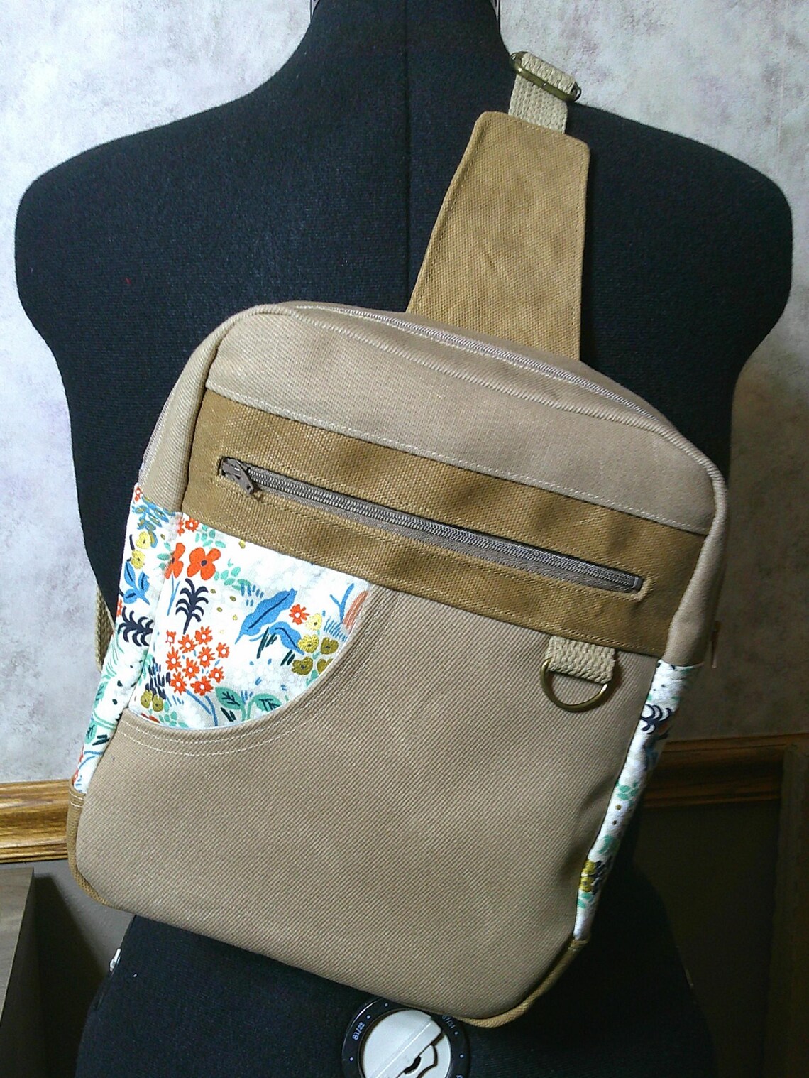 Sling Backpack Waxed Canvas Sling Reporter Bag With Zipper Pockets Slip ...