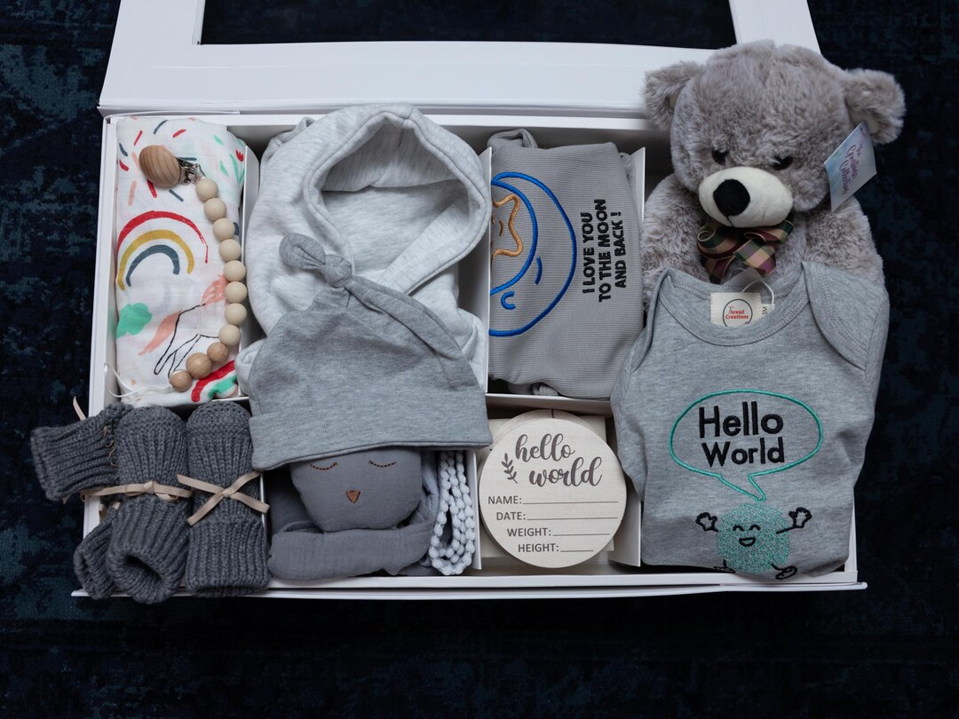 Newborn Baby Bundle Box| Embroidered Baby Gift Box| Gender Neutral Gift ...