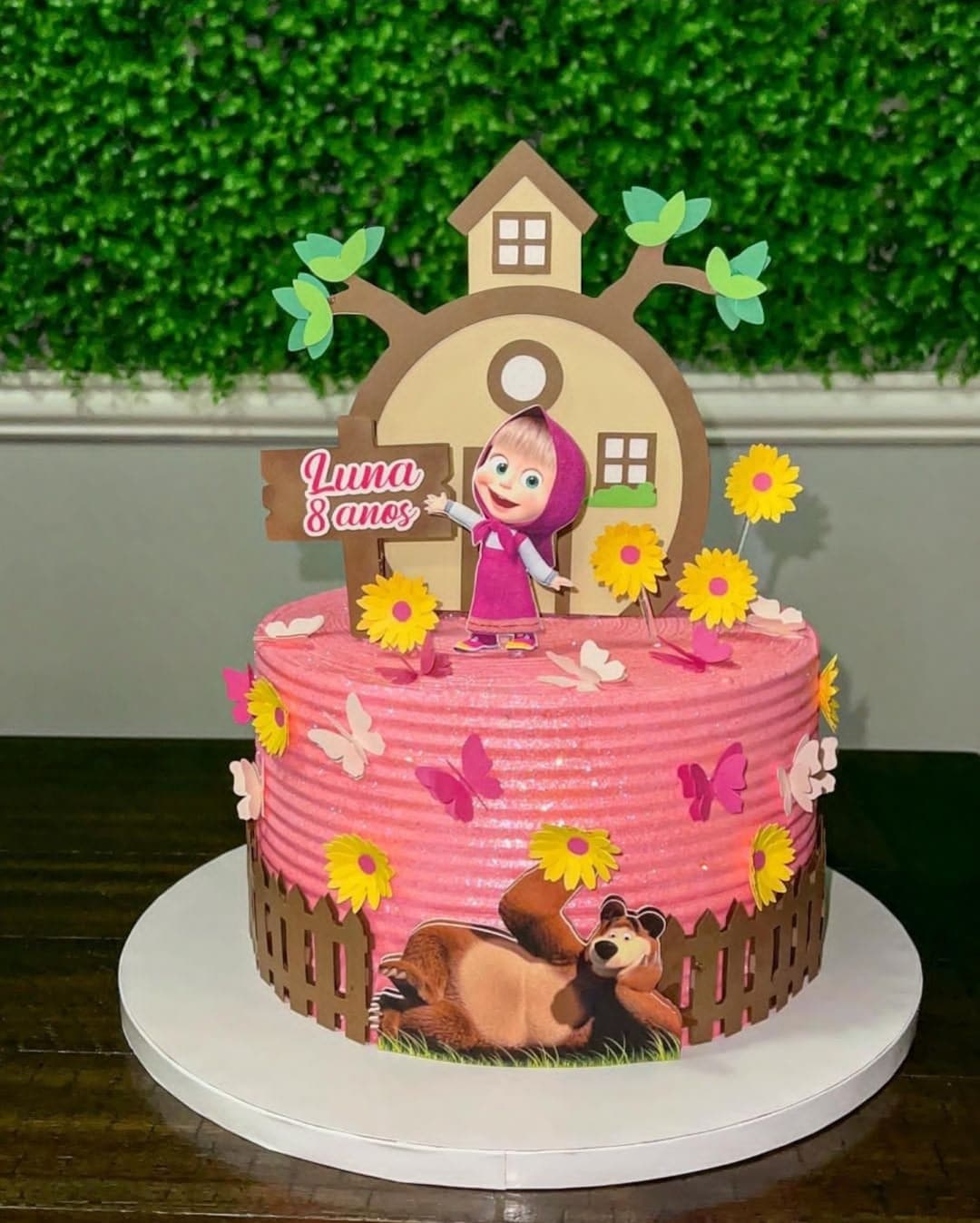 Marsha and the Bear Topper / Marsha and the Bear Party / Marsha and the ...